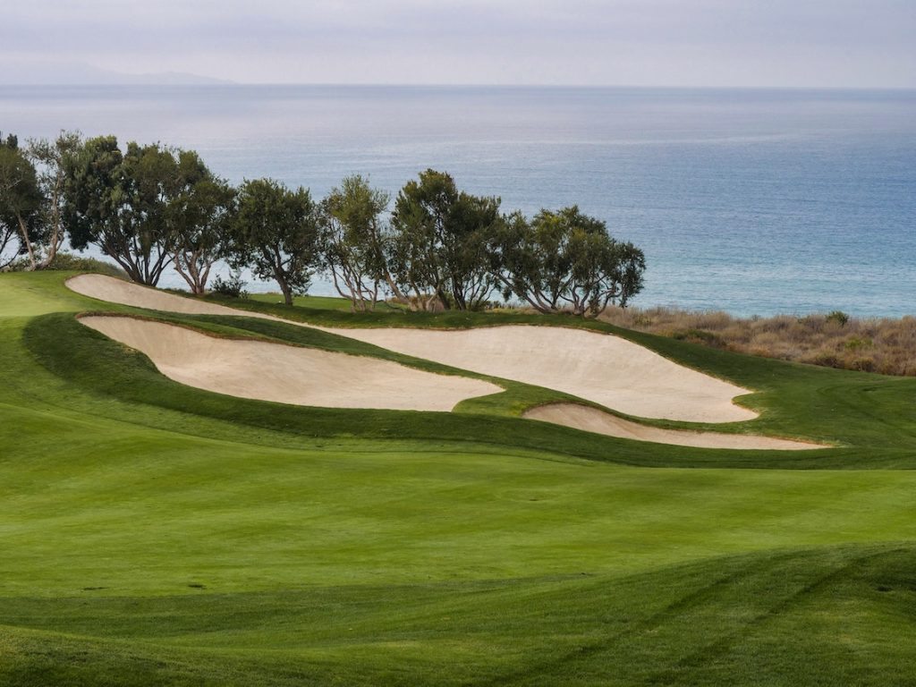 Exploring the Timeless Charm of Link-Style Golf Courses